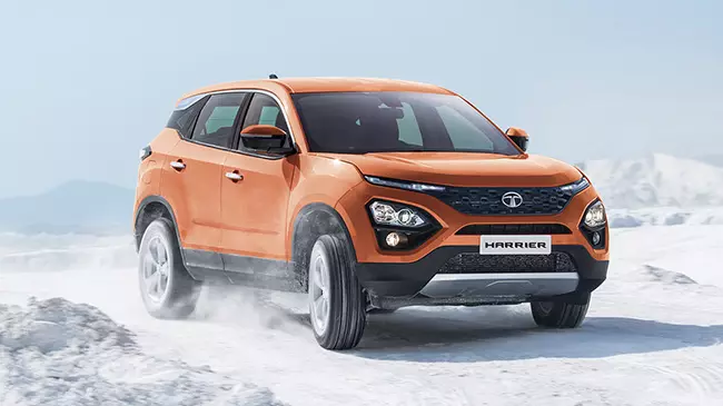 Argraffiad Tywyll Tata Harrier: y SUV da, braf a rhad?