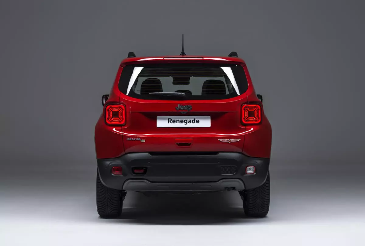 Jeep Renegade 4xe phía sau