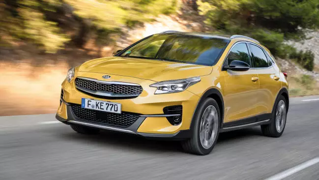 Kia XCeed 2021: awọn ẹya tuntun pẹlu aami ECO ati ẹdinwo ti awọn owo ilẹ yuroopu 5,566!