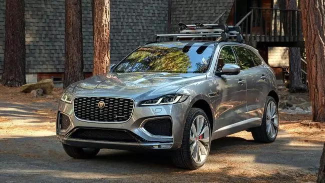 Jaguar F-Pace 2021 : La version PHEV fait ses débuts avec 404 ch