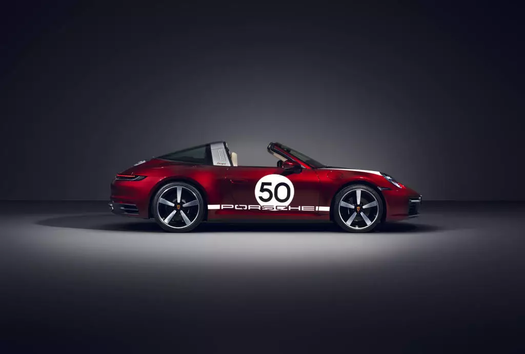 Porsche 911 Targa 4S Miras Tasarımı