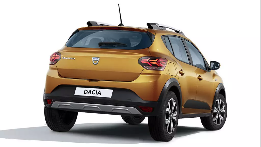 และนั่นก็คือ Dacia Sandero ใหม่ได้ก้าวกระโดดไปข้างหน้าอย่างน่าทึ่ง พัฒนาจากแพลตฟอร์ม CMF-B