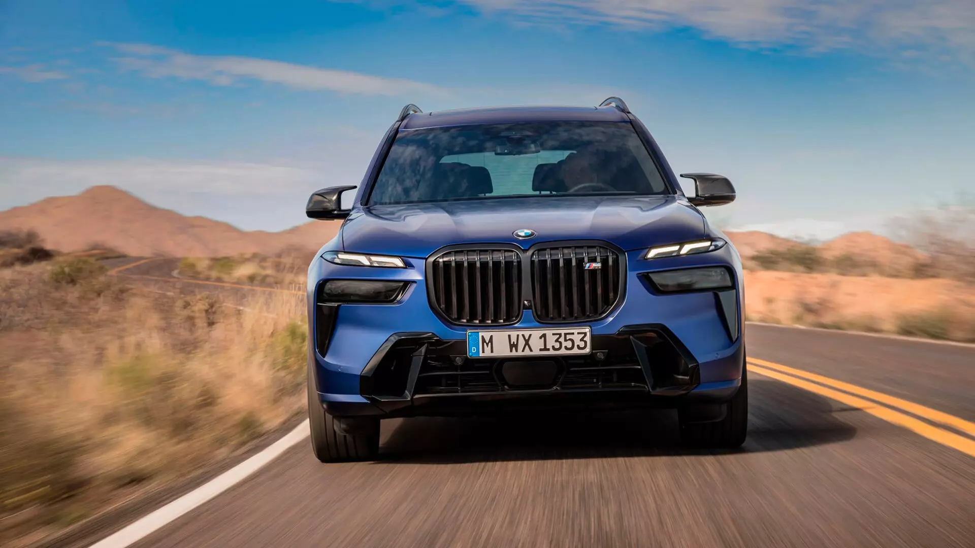 BMW X7 M60i baru