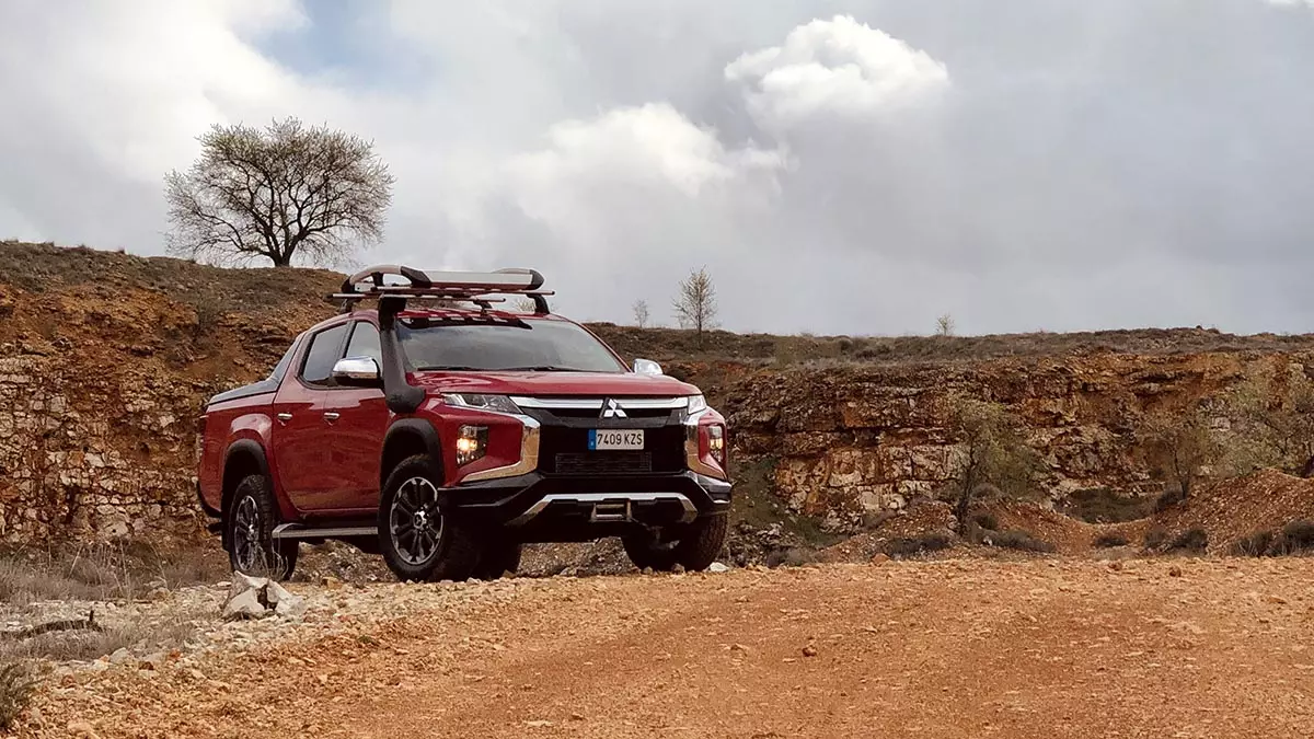 Videotest: Mitsubishi L200 mat offiziellen Accessoiren