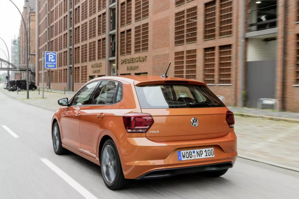 volkswagen polo 2018 15g