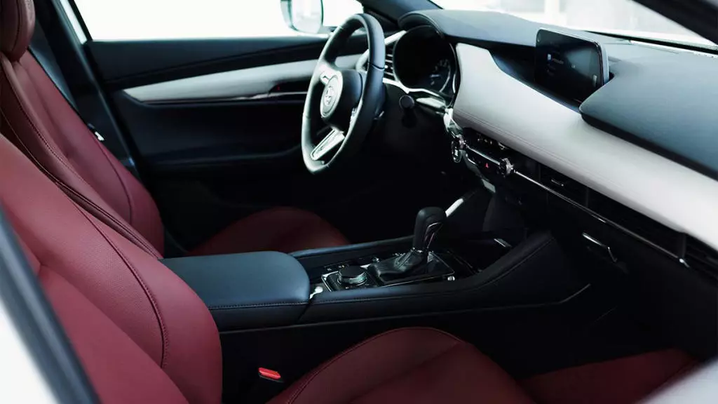 Mazda CX-30 ika-100 nga anibersaryo sa interior