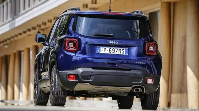 Jeep Renegade ditawarkan, seharga 14.900 euro