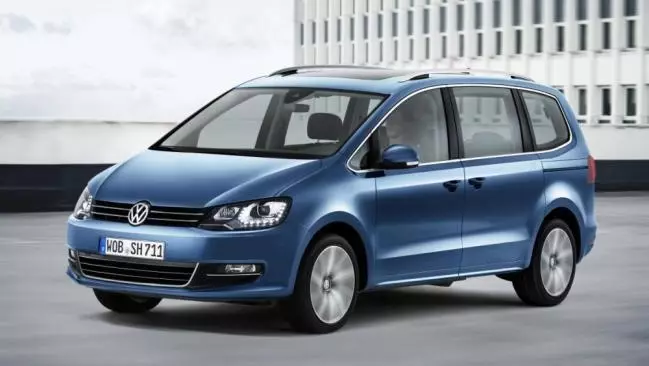 Volkswagen Sharan: toto je 7místný minivan VW