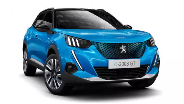 പുതിയ Peugeot 2008 ന്റെ ഫോട്ടോകൾ