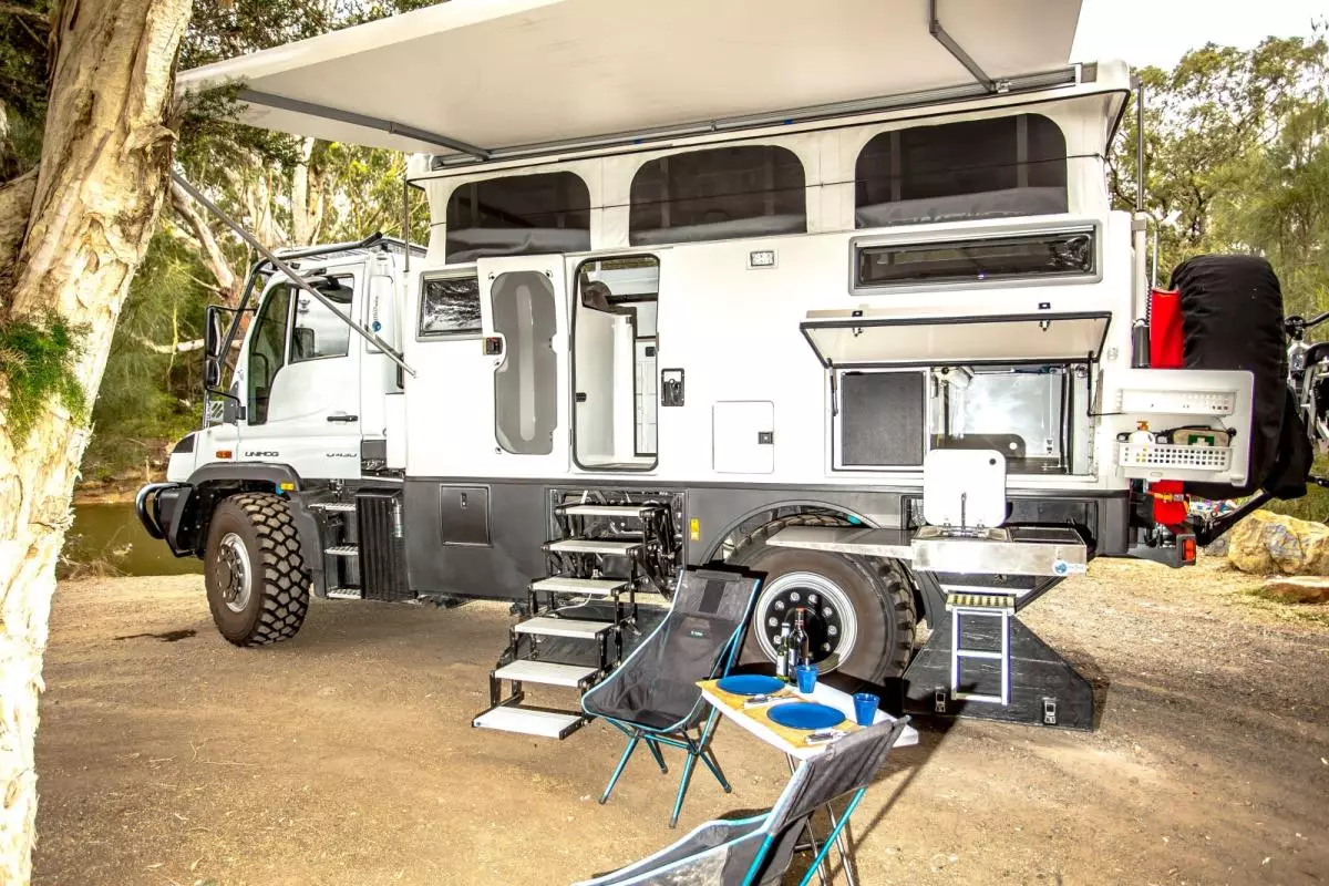 Mercedes-Benz Unimog XPR 440