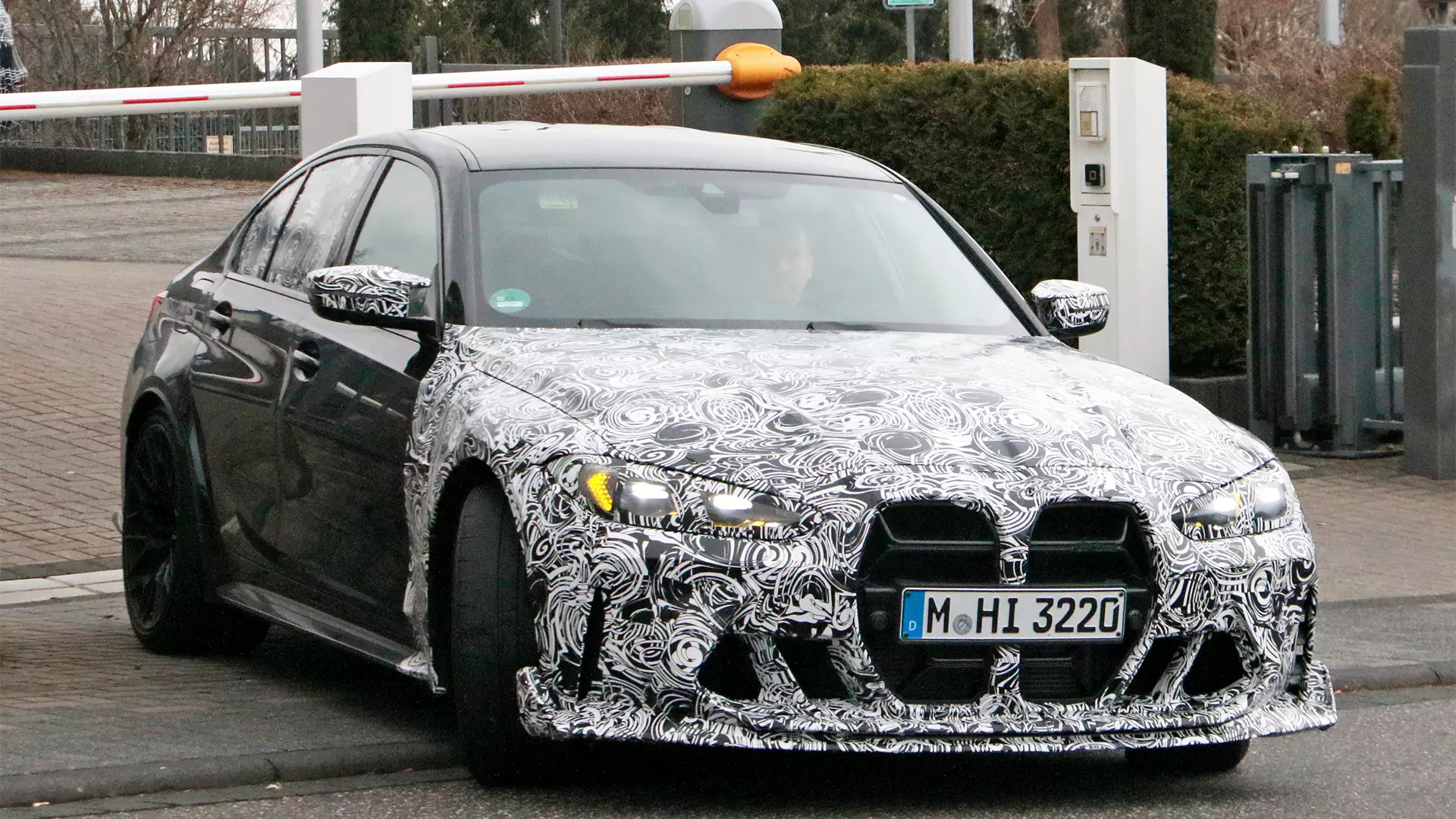 ตามล่า! ภาพถ่ายสายลับใหม่ของ BMW M3 CS รอบสนาม Nürburgring