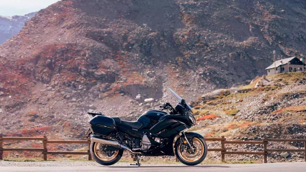 Yamaha FJR 1300 Ultimate Edition: çeşidin zirvəsi 12587_2