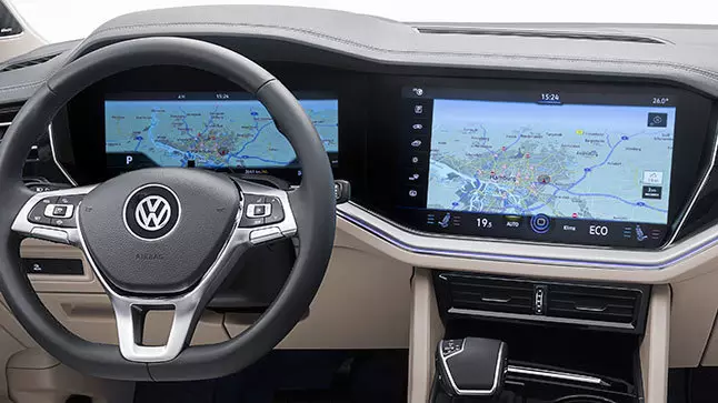 Uusi Volkswagen Touareg osallistuu Madridin autonäyttelyyn