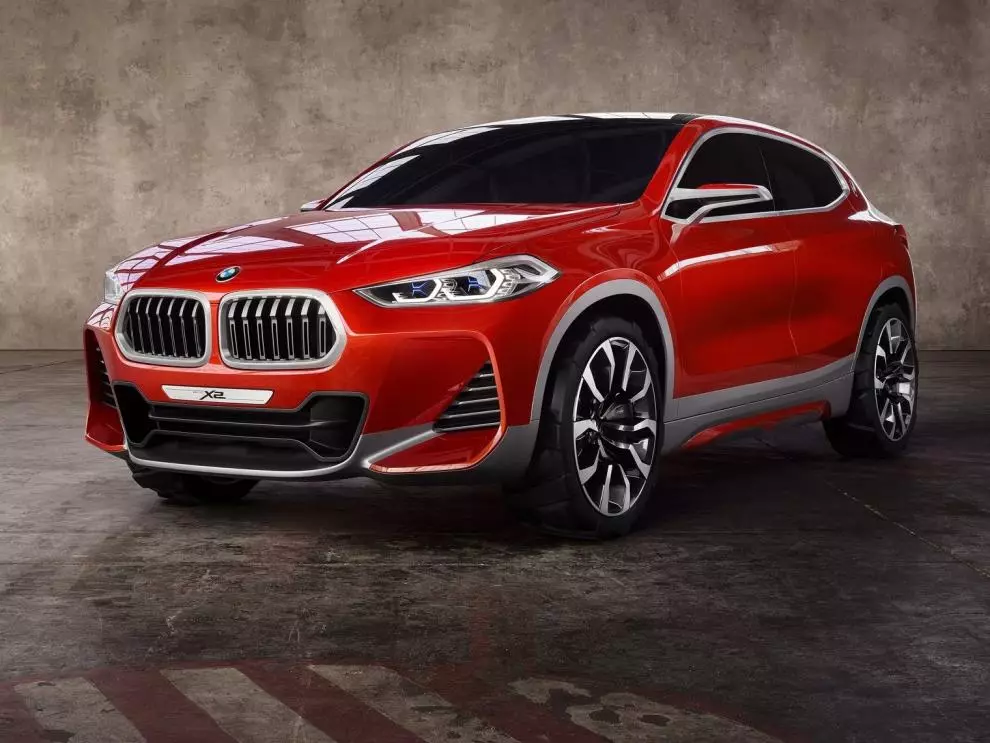 سيارة BMW X2