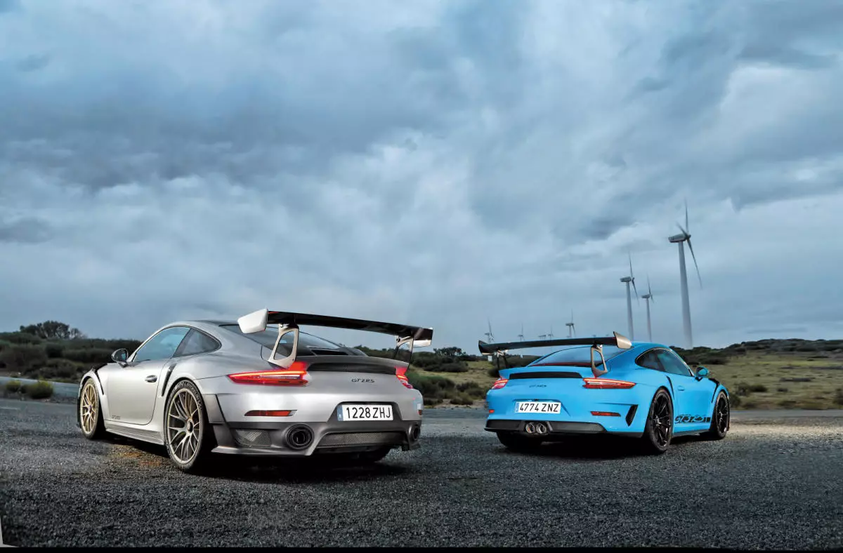 پورشه 911 GT3RS در مقابل GT2