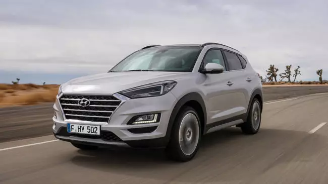 Hyundai Tucson, ntau lub tshuab thiab cov cav tshiab