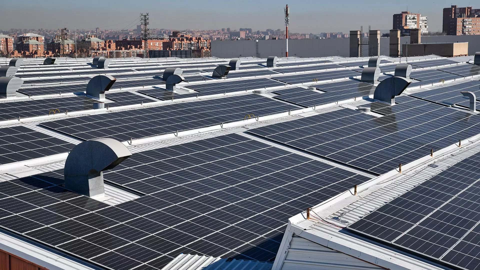 I-Stellantis ivula isitshalo se-photovoltaic eMadrid