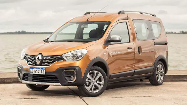 Bu täze Renault Kangoo, ýa-da Dacia Dokker diýmelimi?