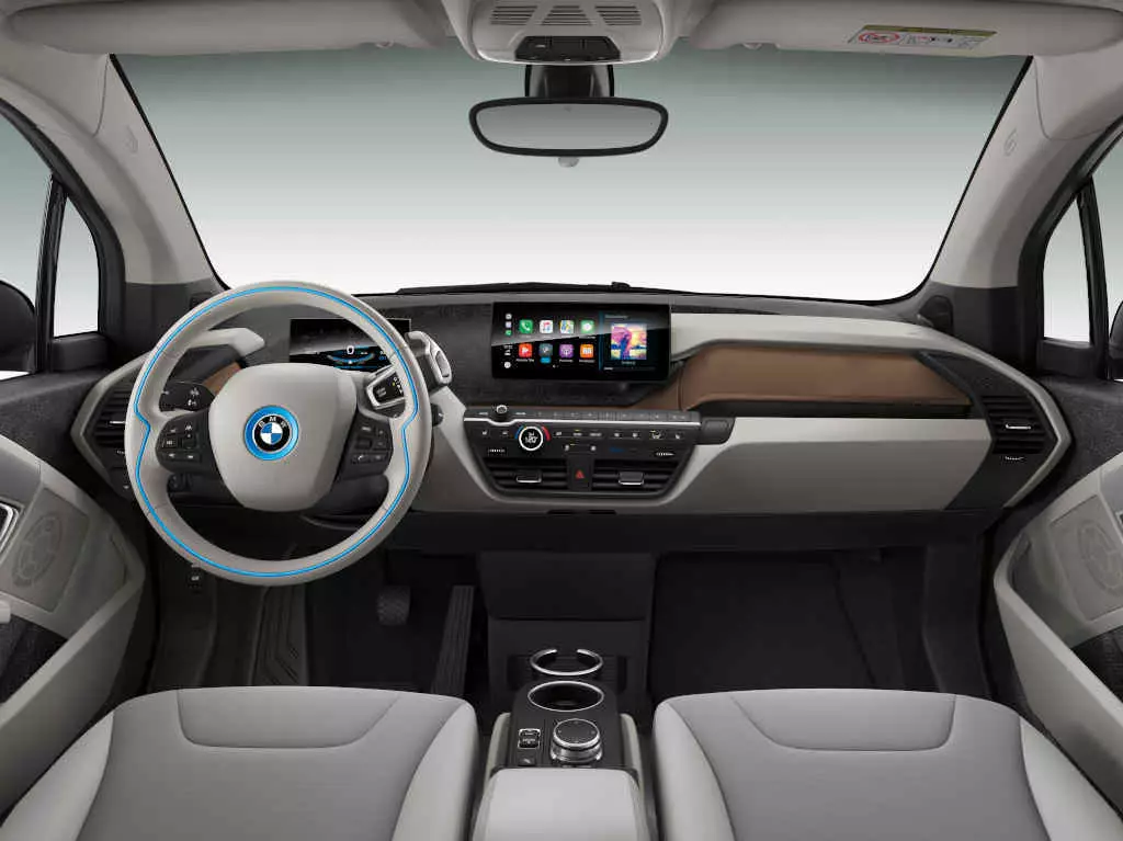 p90323009は新しいbmwi3120aを高く評価します