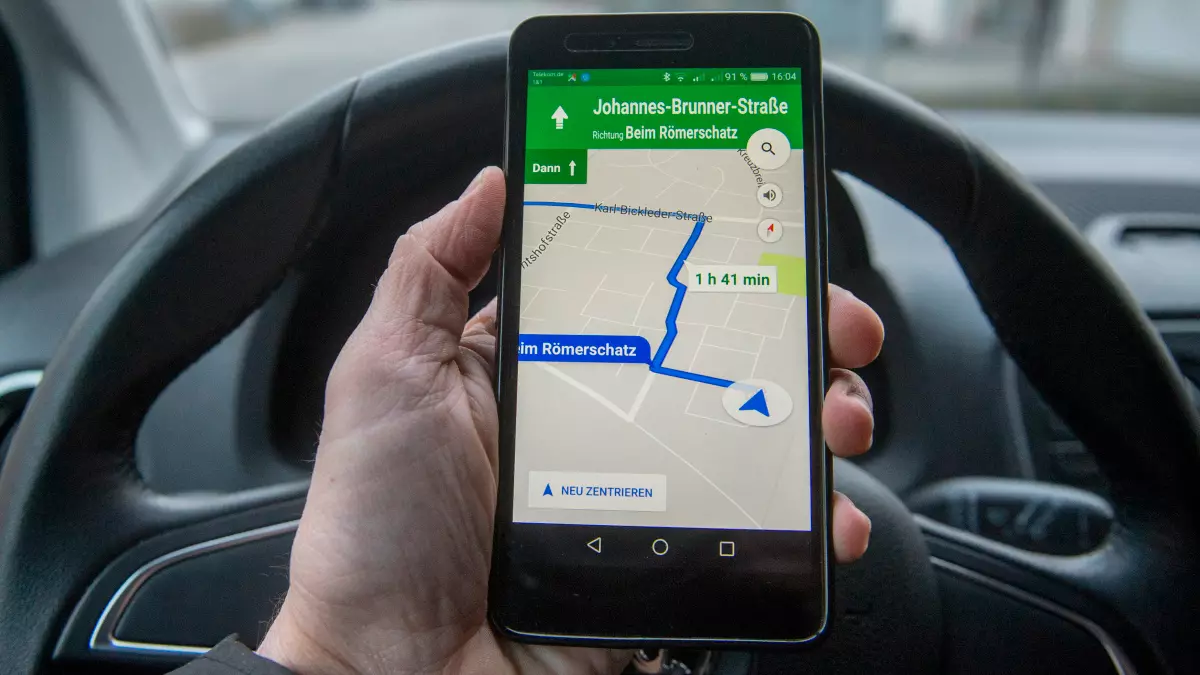 Google Maps: soro usoro ndị a iji kpochapụ akụkọ ihe mere eme ebe