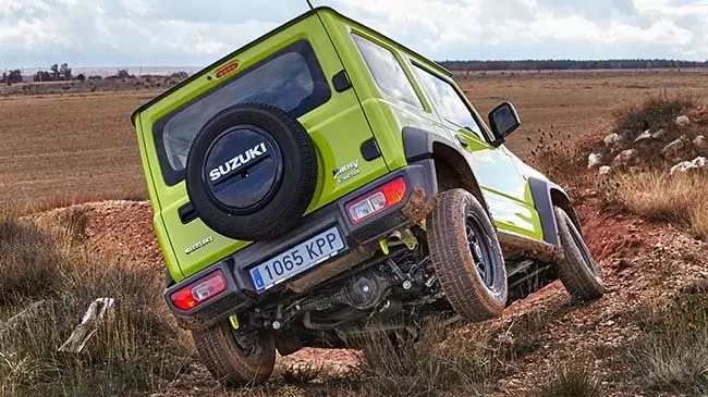 suzuki jimny traseira inferior