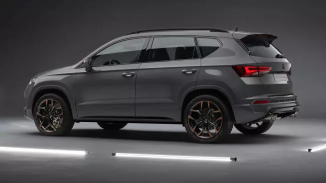 Cupra Ateca Special Edition: додатковий раціон з вуглецевого волокна та вихлоп Akrapovic