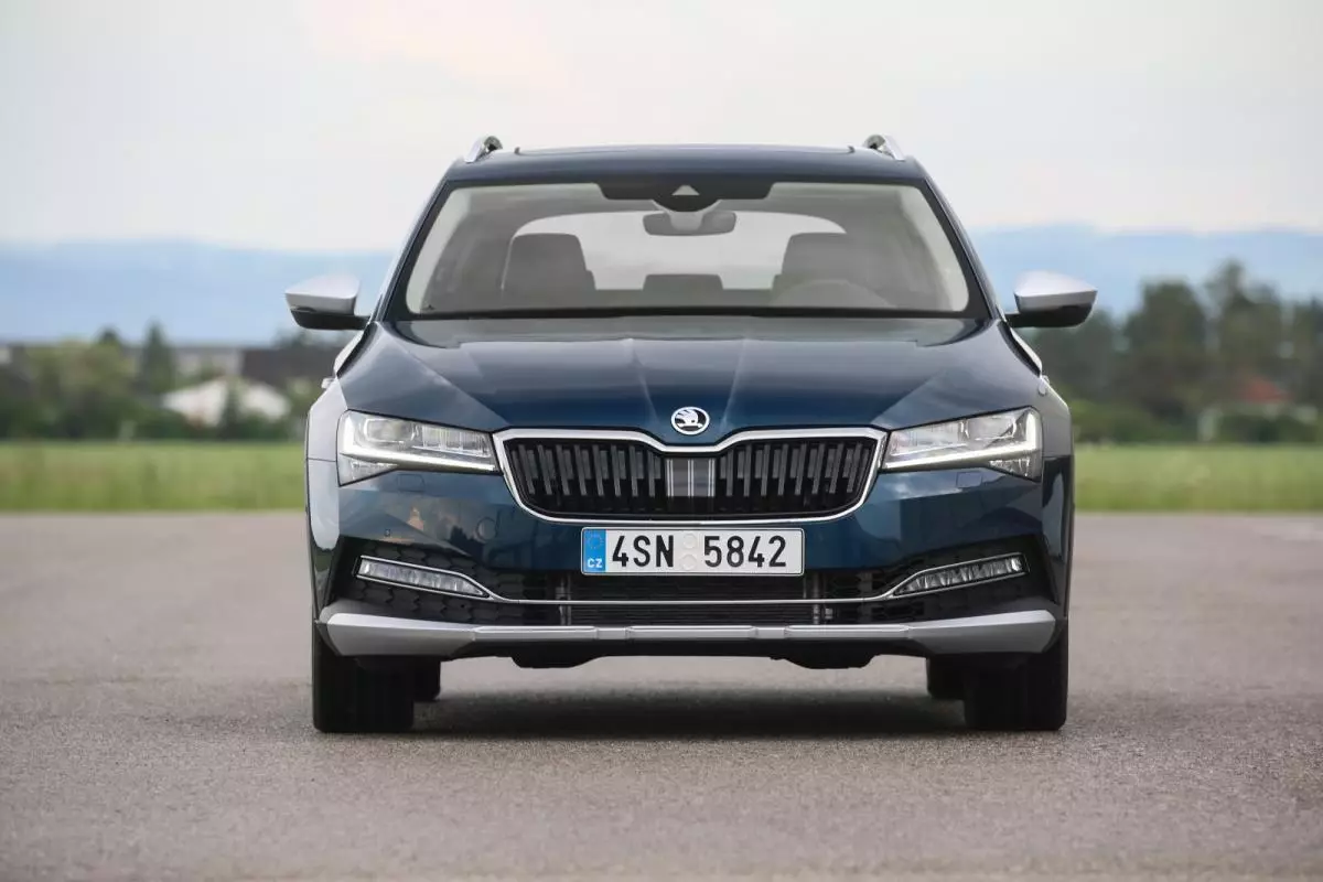 Skoda Superb Scout