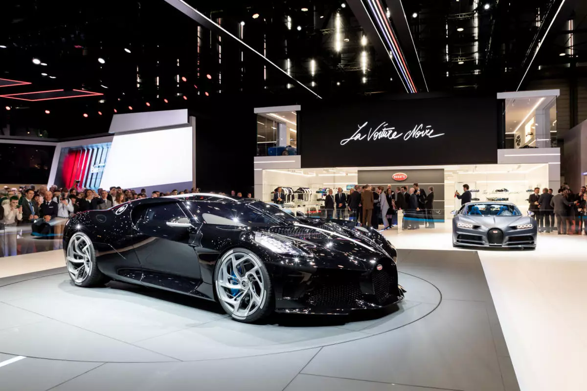 Bugatti Lavoiture noire