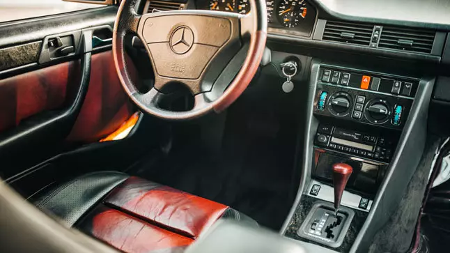 Interior Meredes E 500 Limited