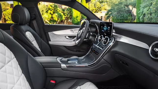 Interior Mercedes GLC Coupe