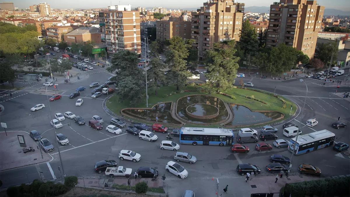 Plaza Elíptica Devera Emîsyonên Kêm jixwe dixebite: Ji bo ku ji cezayan dûr bikevin divê hûn çi li ber çavan bigirin?