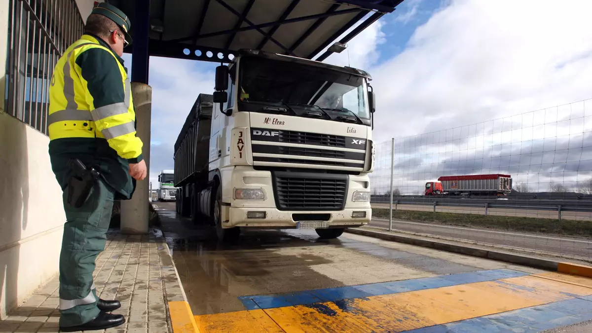 Déi nei Iwwerwaachungscampagne vun der DGT beaflosst Chauffeuren vu Camionen, Camionetten a Bussen