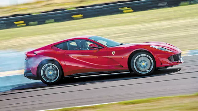 Ferrari 812 Superfast