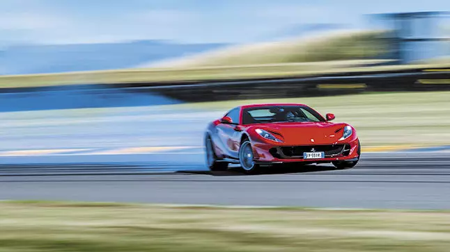 Ferrari 812 Superfast