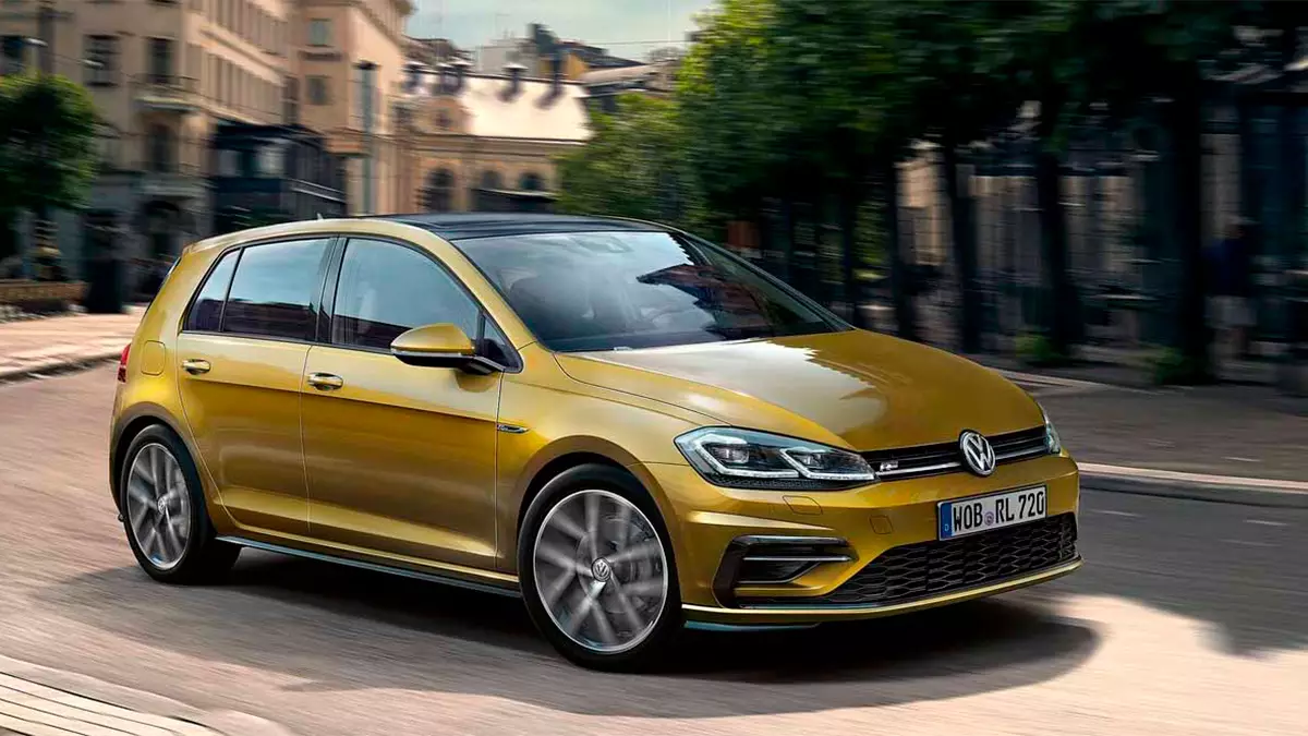 Hvordan få den billigste forsikringen for en Volkswagen Golf?