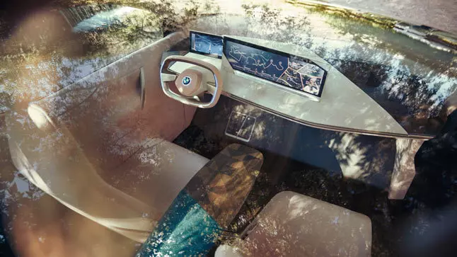 Внатрешност на BMW Vision iNEXT