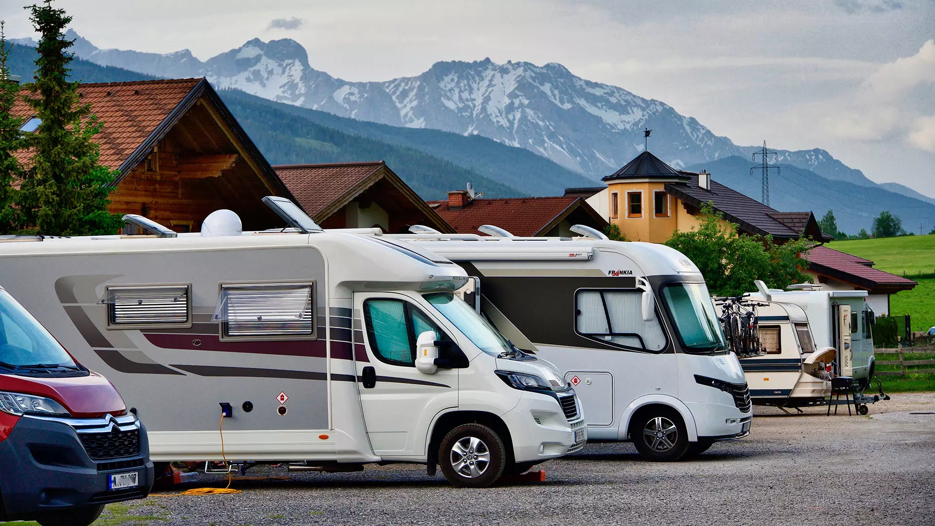 Perkemahan terbaik untuk pergi dengan motorhome