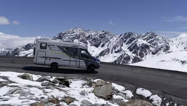 Motorhome Hymer 4×4: pilihan untuk pergi kemana saja