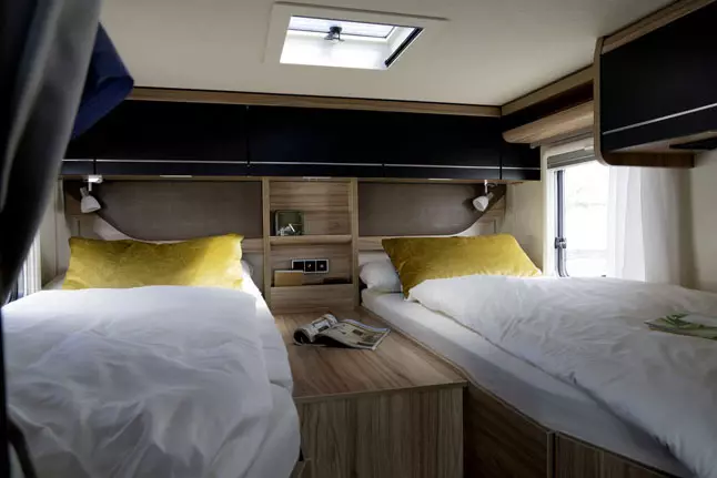 Interior crossover 12 hymer ml t570