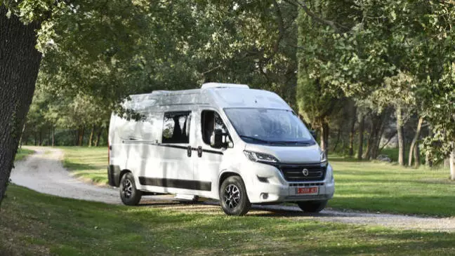 Foto's van de Carado Vlow CV601 camper