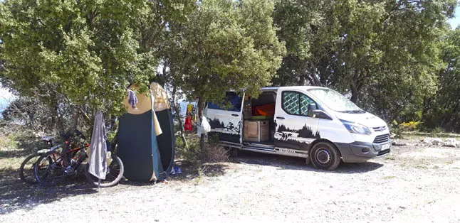 Ford Transit Van Dream: perfekt for å reise med hunden din