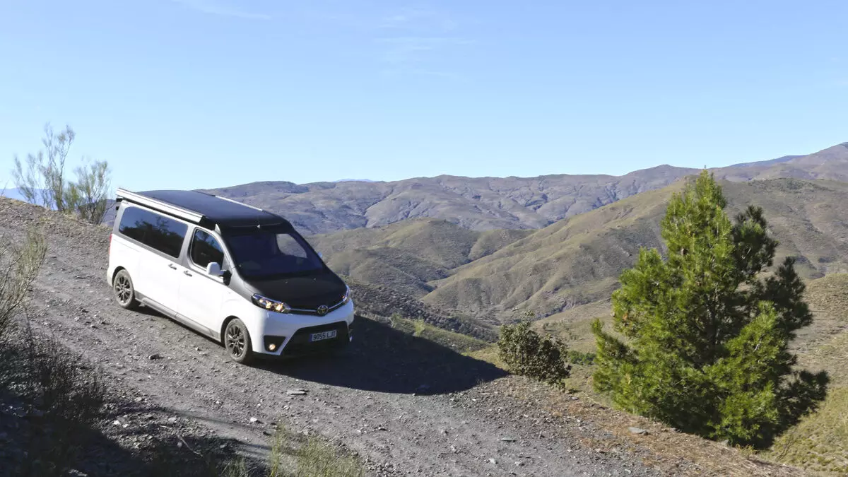 Toyota Proace Camper Route 2022: Almería, soti nan Vera rive Tabernas atravè Fon Almanzora.