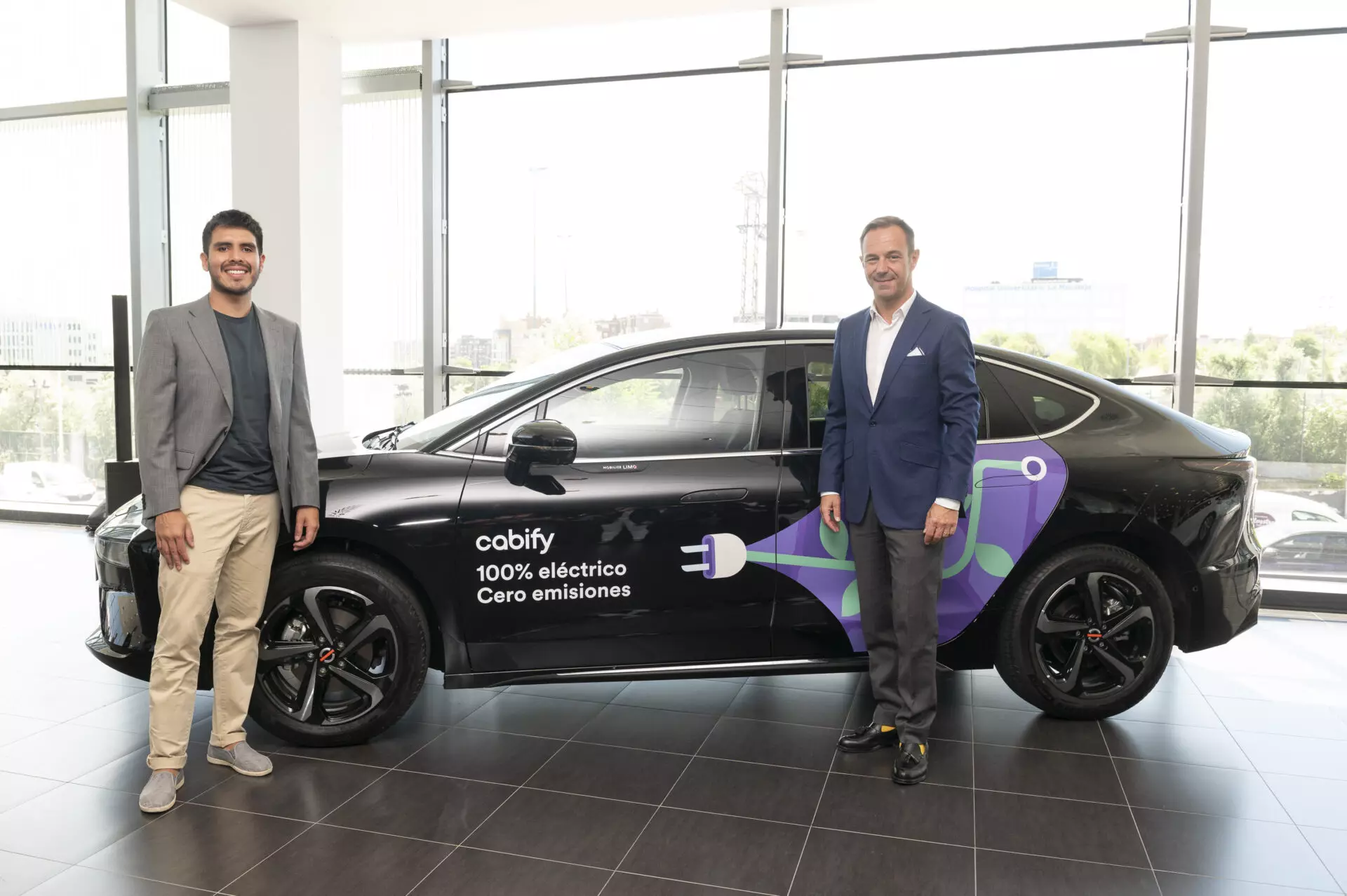 Էլեկտրական Mobilize Limo-ը ժամանել է Մադրիդ Cabify-ի շնորհիվ