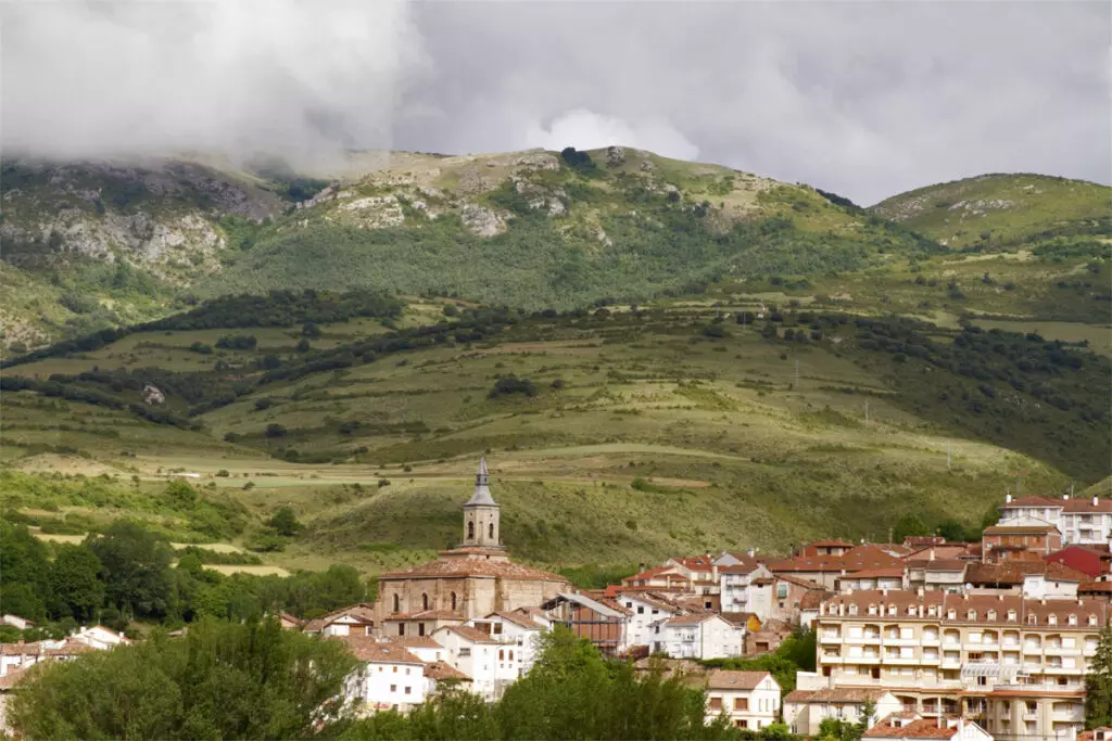 Corners of the Rioja in Opel Mokka, Torrecilla de Cameros