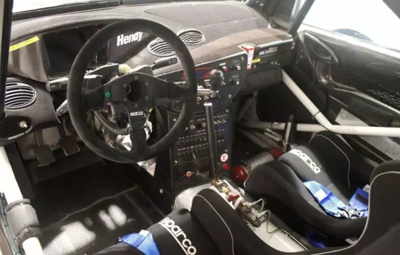 Interno della Ford Focus del 1999 di Colin McRae