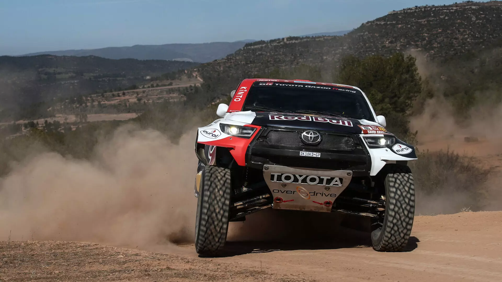 I luga o le Toyota Hilux T1 + ma Nasser Al-Attiyah: togafiti mama i lima