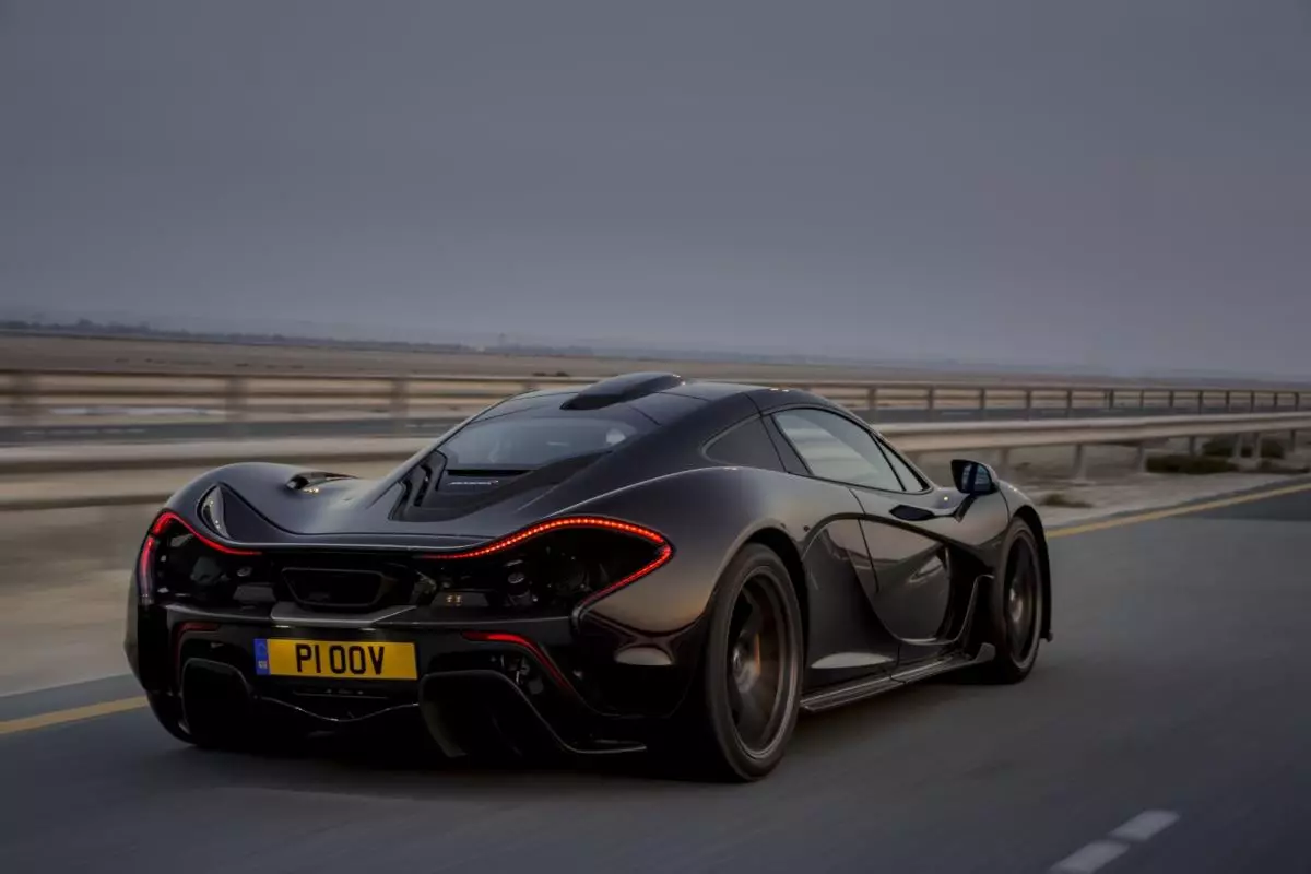 McLaren P1