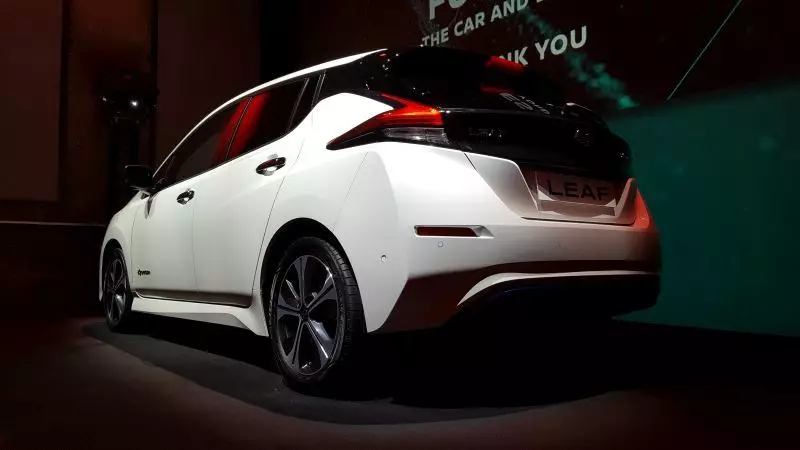 Nissan Leaf 2018 að aftan