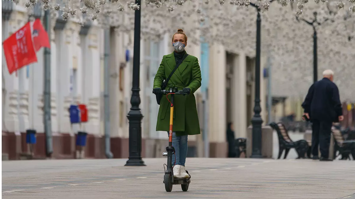 kaldırım elektrikli scooter