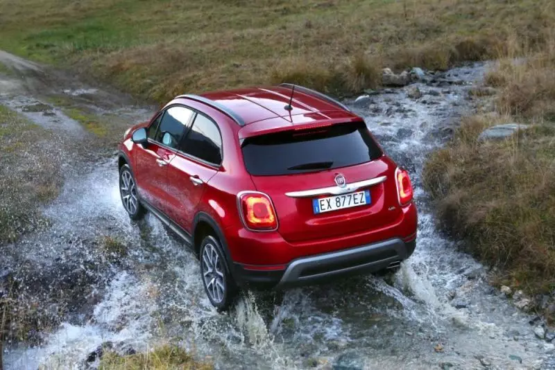 Rear Fiat 500X 2017